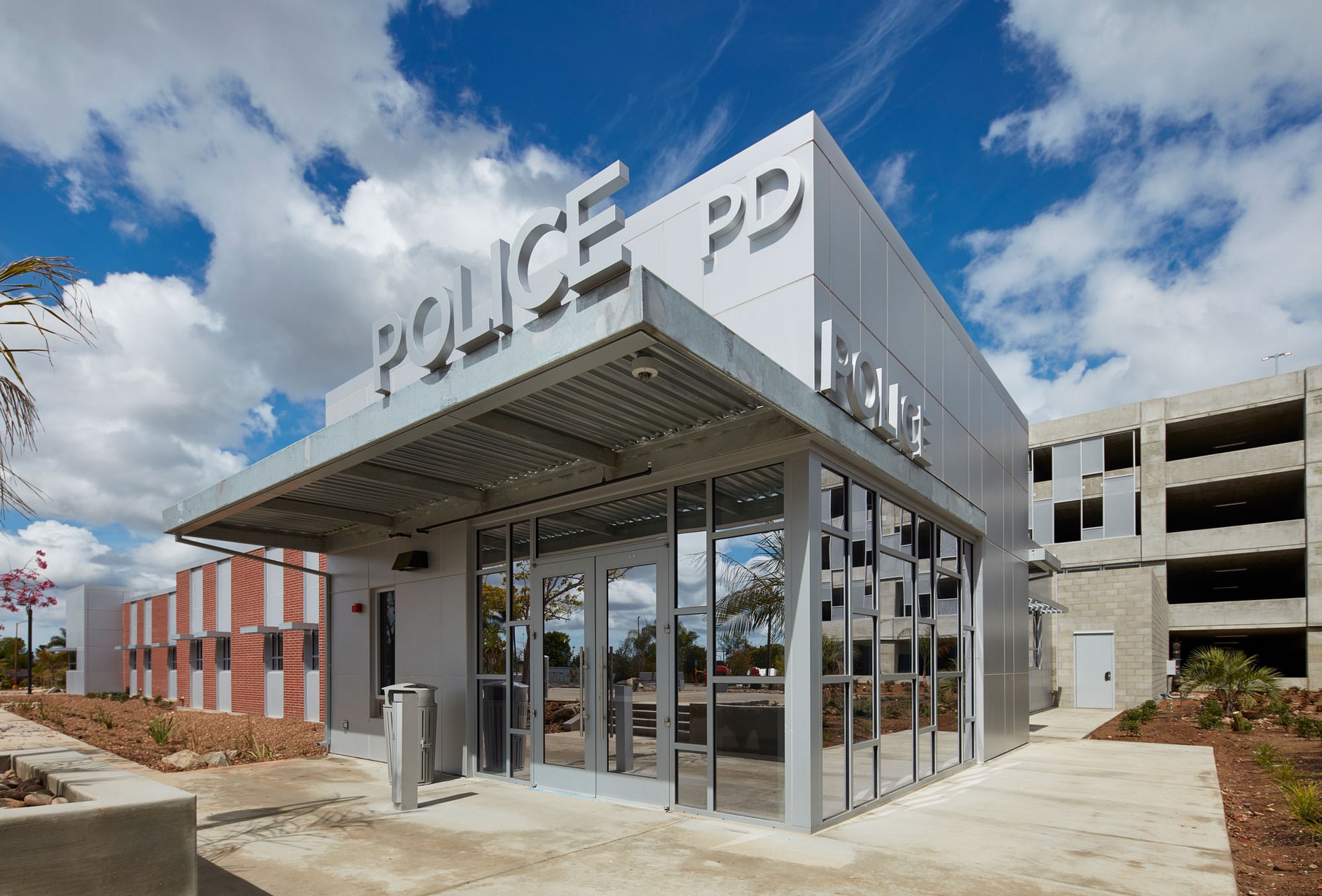 Palomar College Police Offices and Parking Structure - Delawie ...