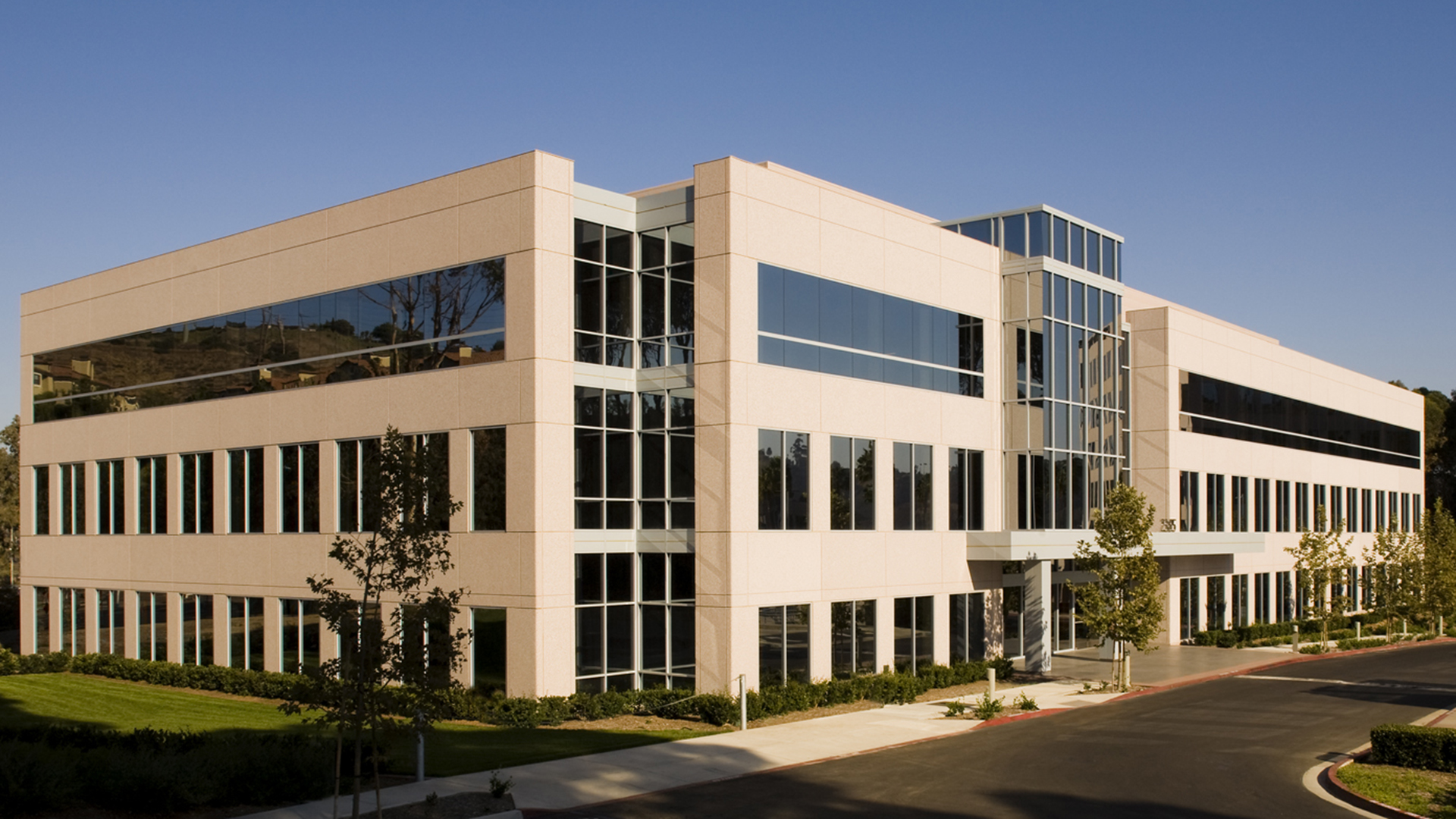 Mission City Corporate Center - Delawie | Architecture & Interior Design